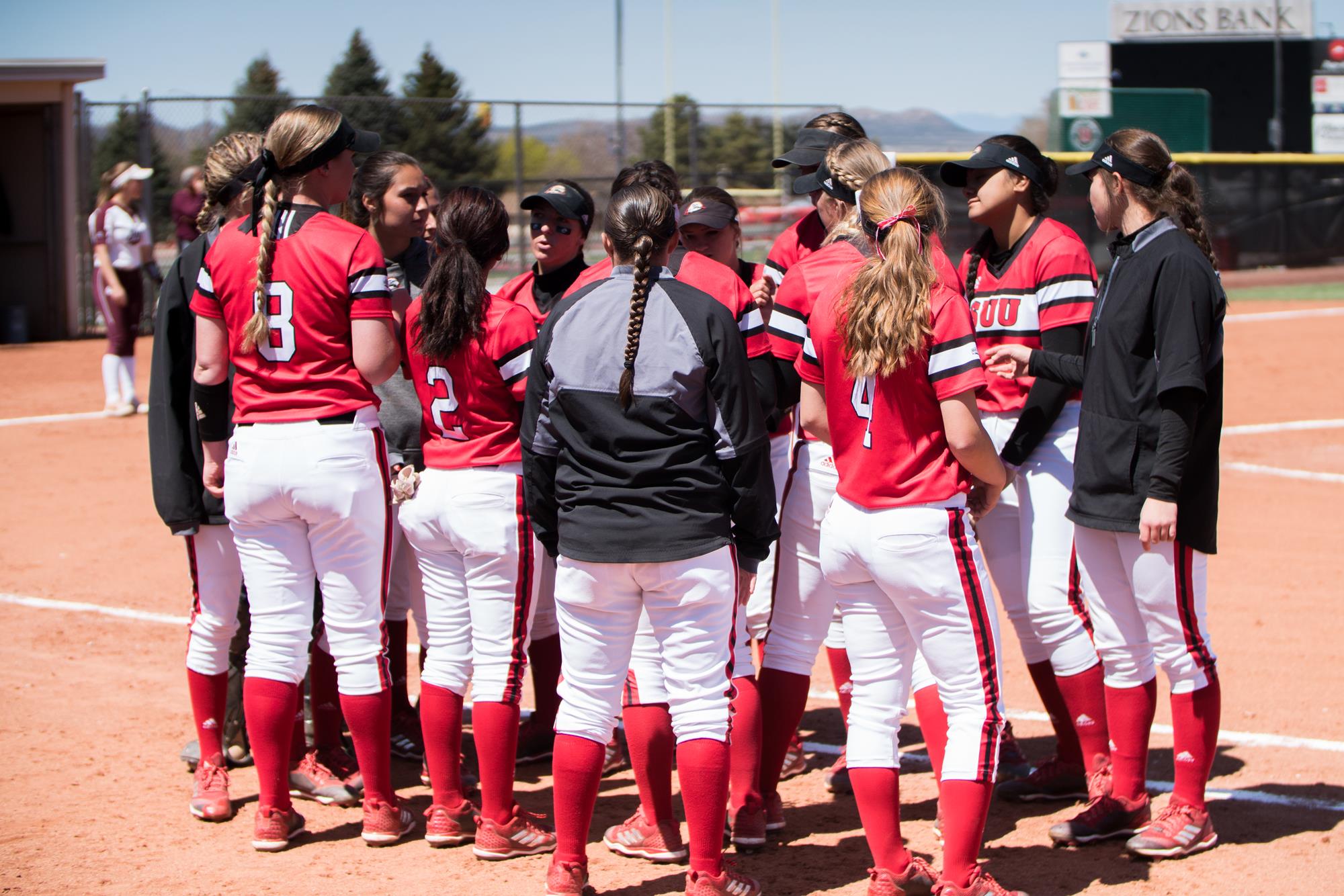 Suu Softball Begins The Season Against Usu Eastern Suu News