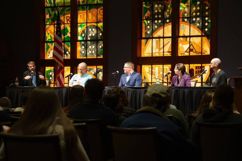 Panel of SUU staff members discuss artificial intelligence - SUU News