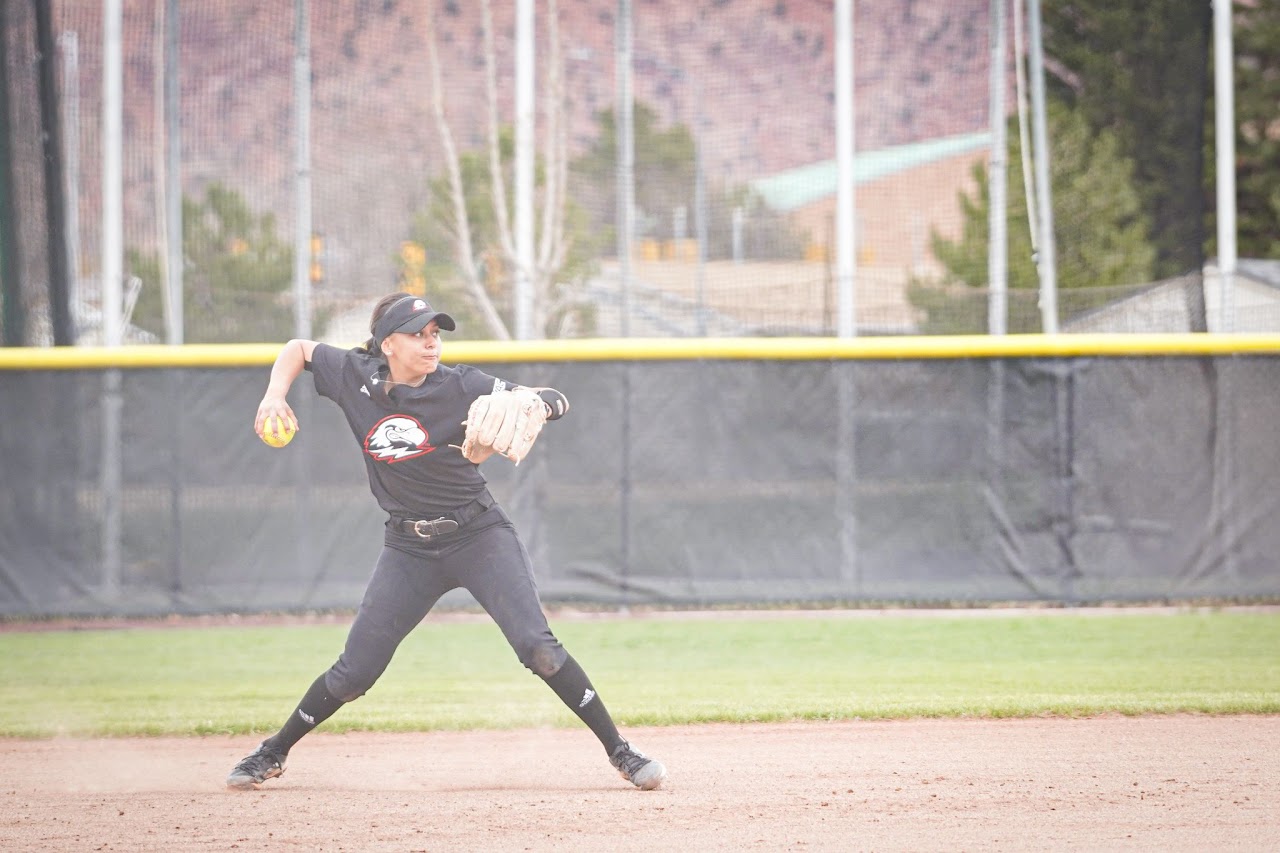 Softball goes 1-4 in UNLV Classic - SUU News