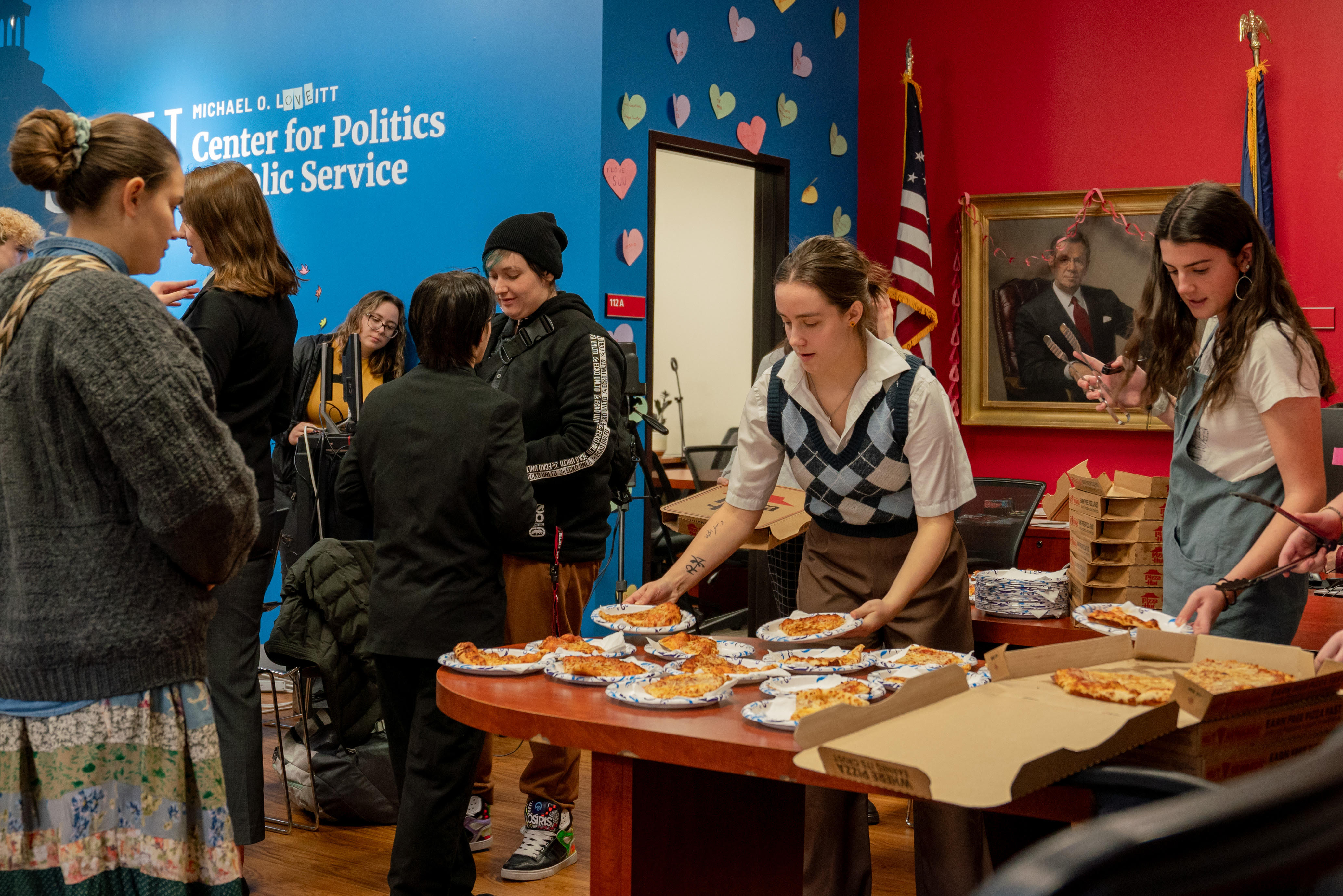 Government transparency with Pizza and Politics - SUU News