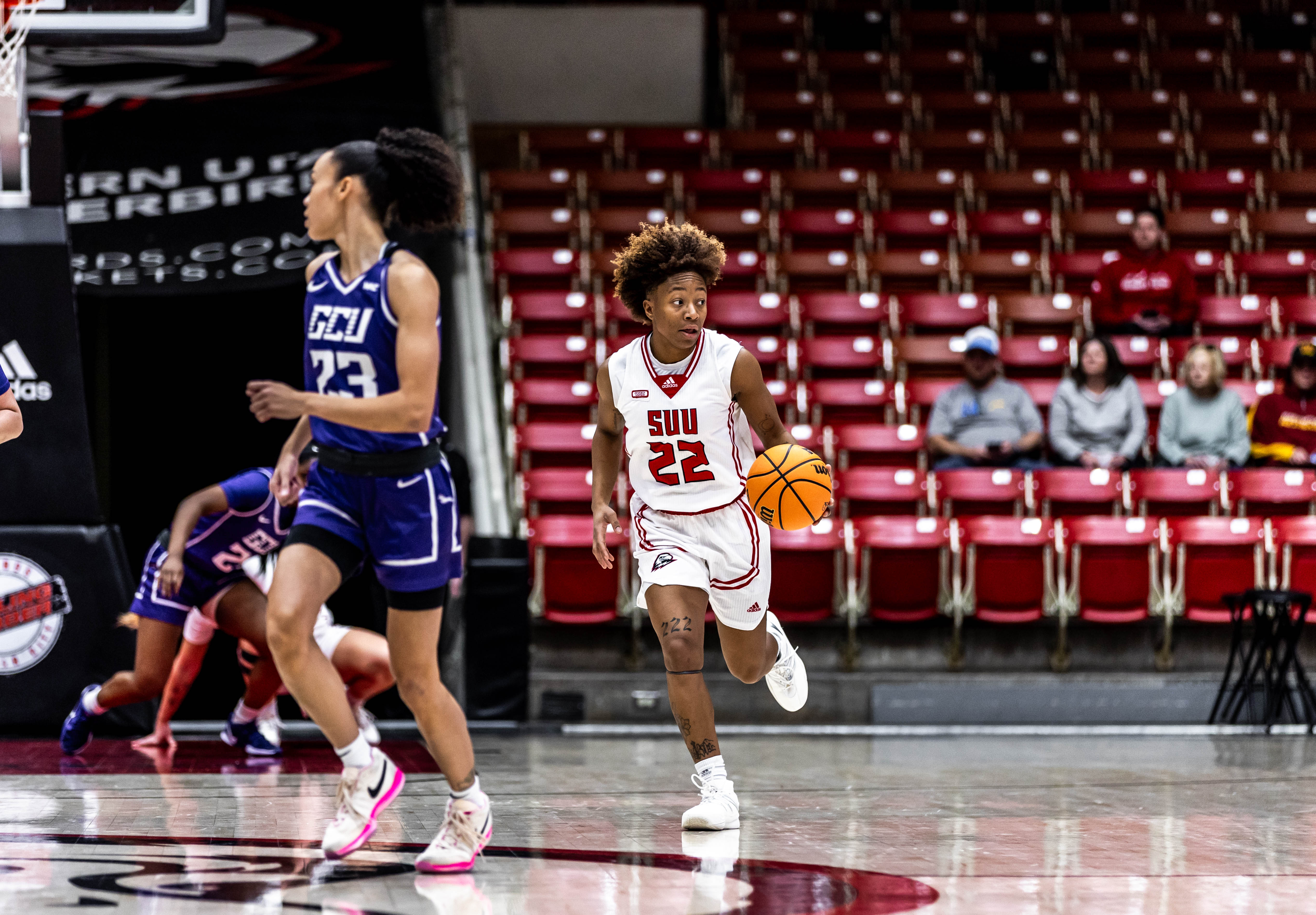 Thunderbirds cool down against high-flying Lopes - SUU News