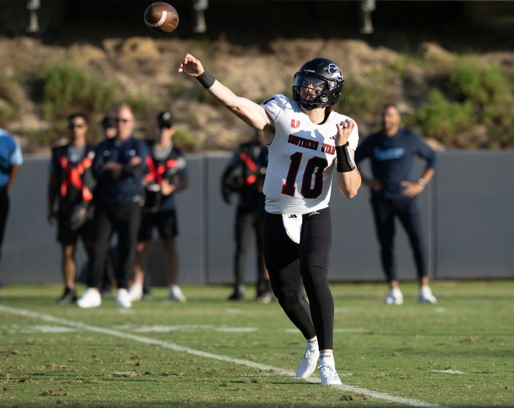SUU football looks to bounce back against Northern Arizona - SUU News